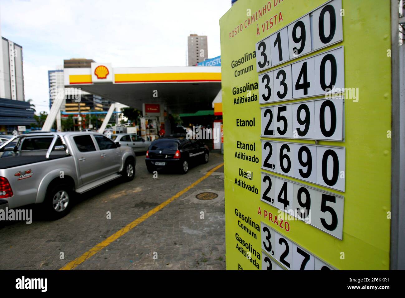 Ethanol fuel station brazil hi-res stock photography and images - Alamy