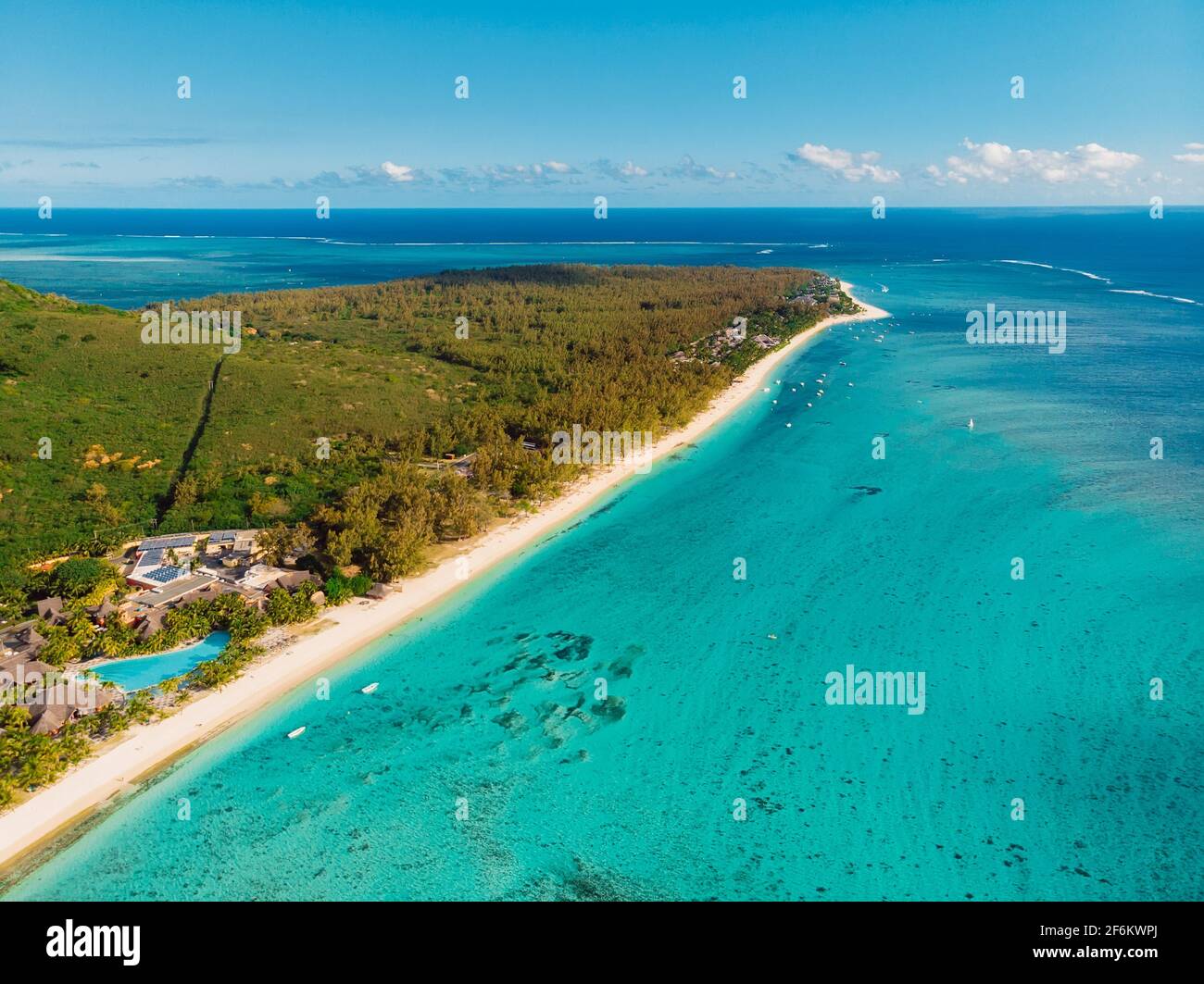 Mauritius island beach snorkeling hi-res stock photography and images ...