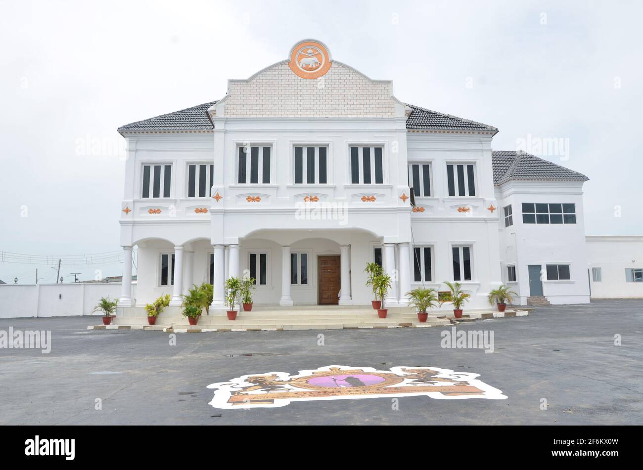 Ooni of ifes palace hi-res stock photography and images - Alamy