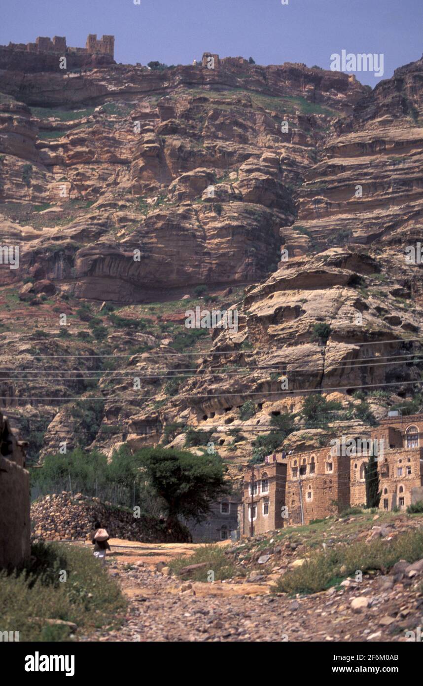 Shibam fortress hi-res stock photography and images - Alamy
