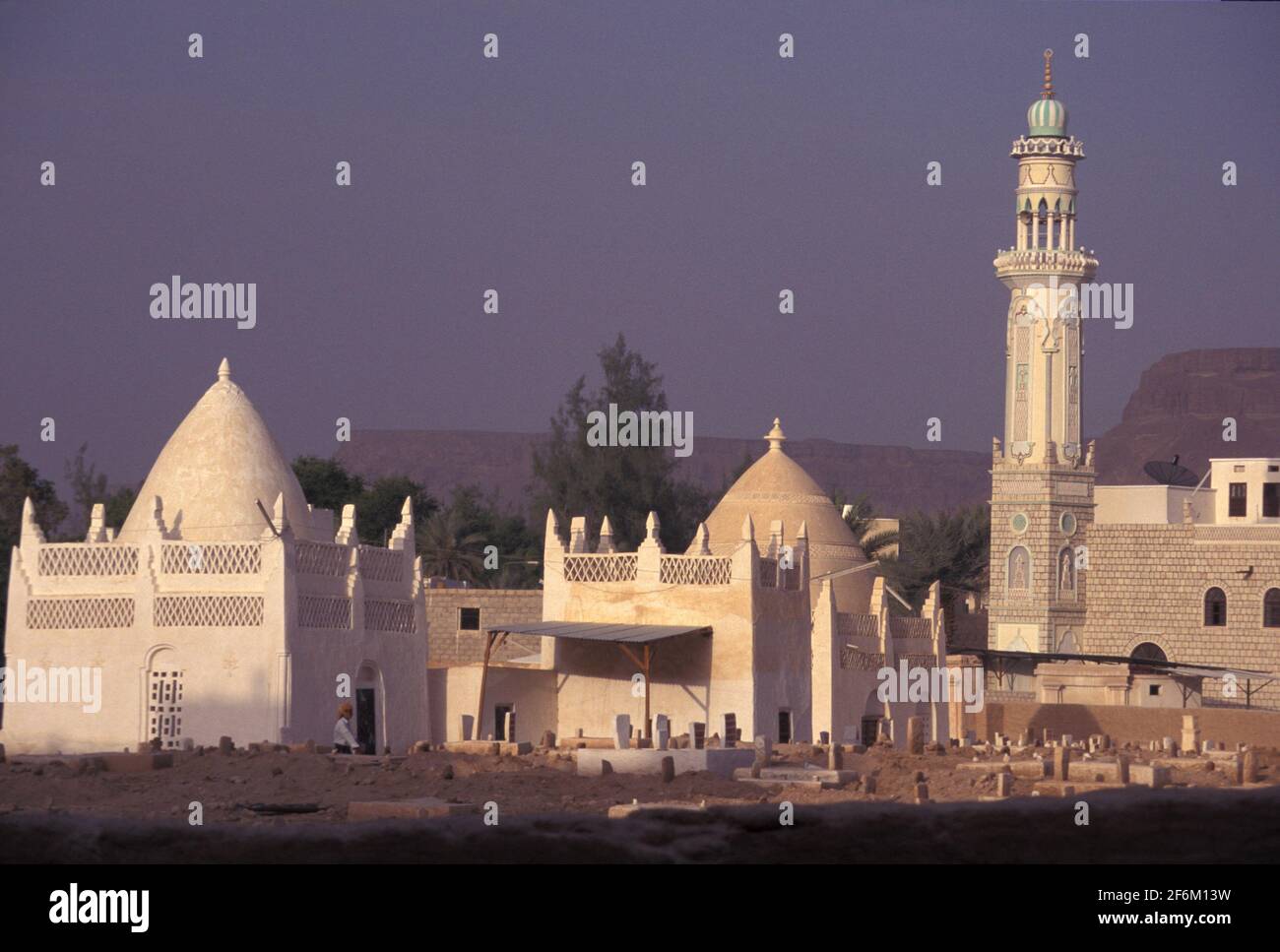 Seiyun hi-res stock photography and images - Alamy