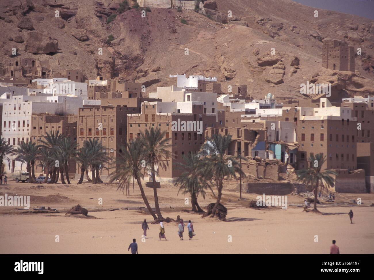 Hadramawt governorate hi-res stock photography and images - Alamy