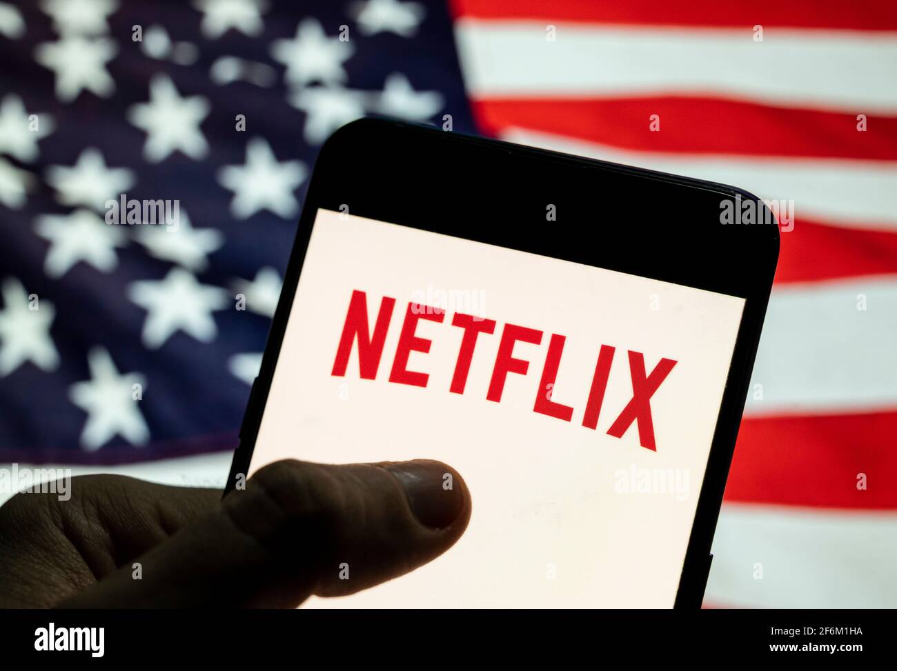 Netflix logo s hi-res stock photography and images - Alamy