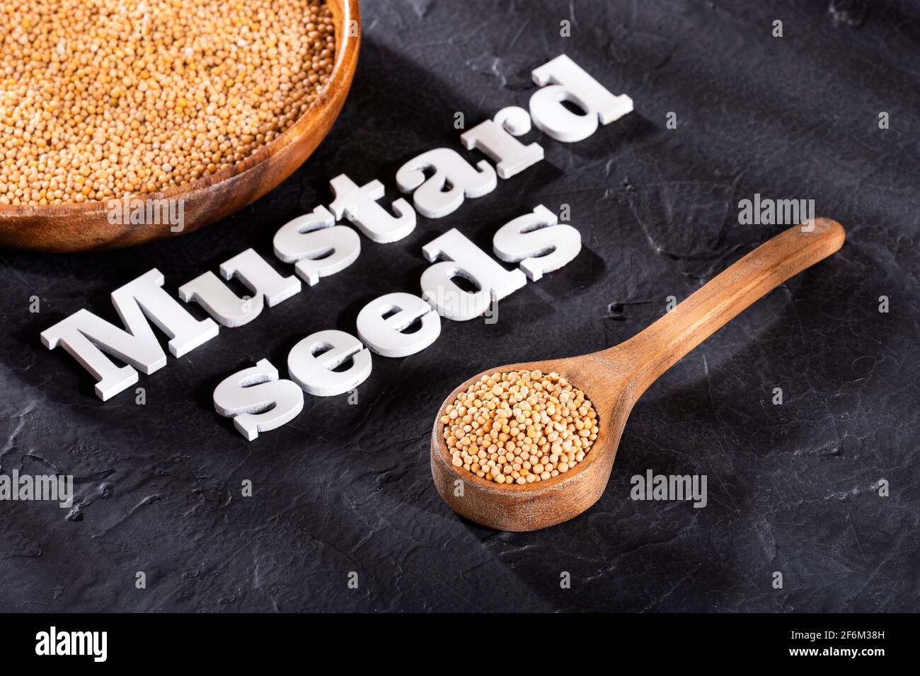 Sinapis alba - Organic mustard seeds Stock Photo - Alamy