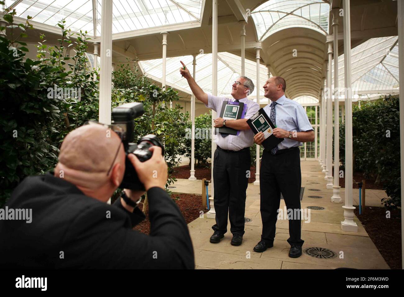 Nottingham in Bloom.... Judging in the BRITAIN IN BLOOM competition is ...