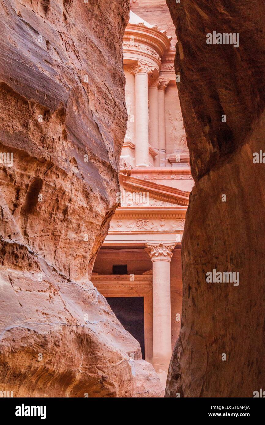 Middle temple treasury hi-res stock photography and images - Alamy