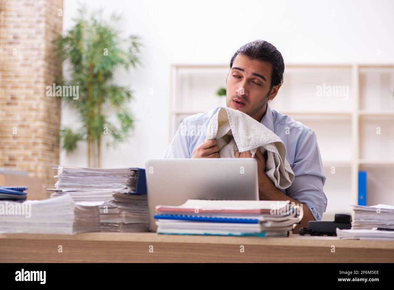 Stressed sweaty tired business hi-res stock photography and images - Alamy