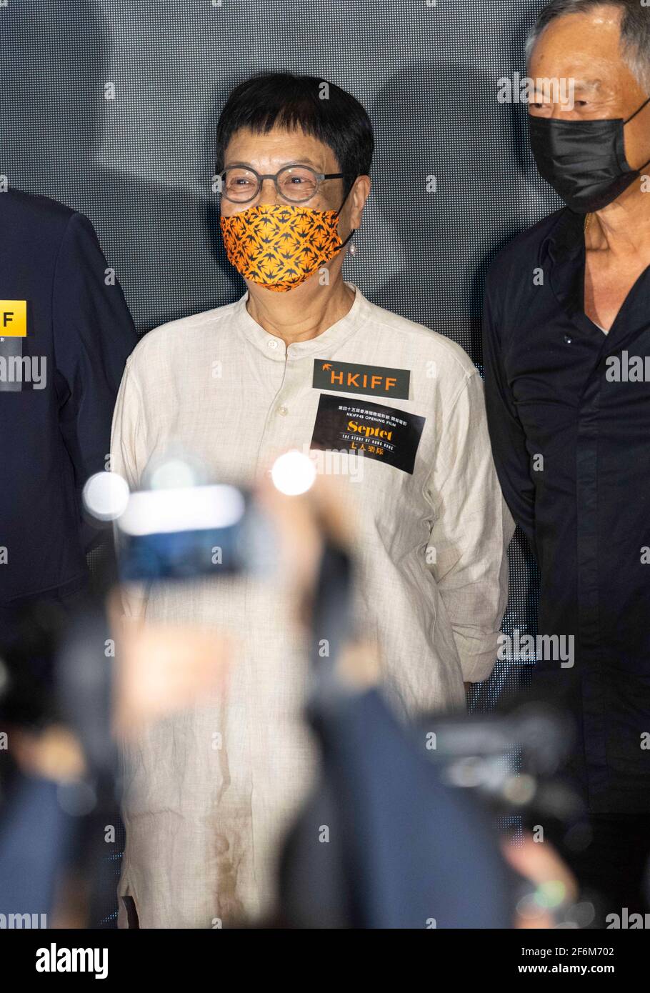 Jennifer tung hi-res stock photography and images - Alamy