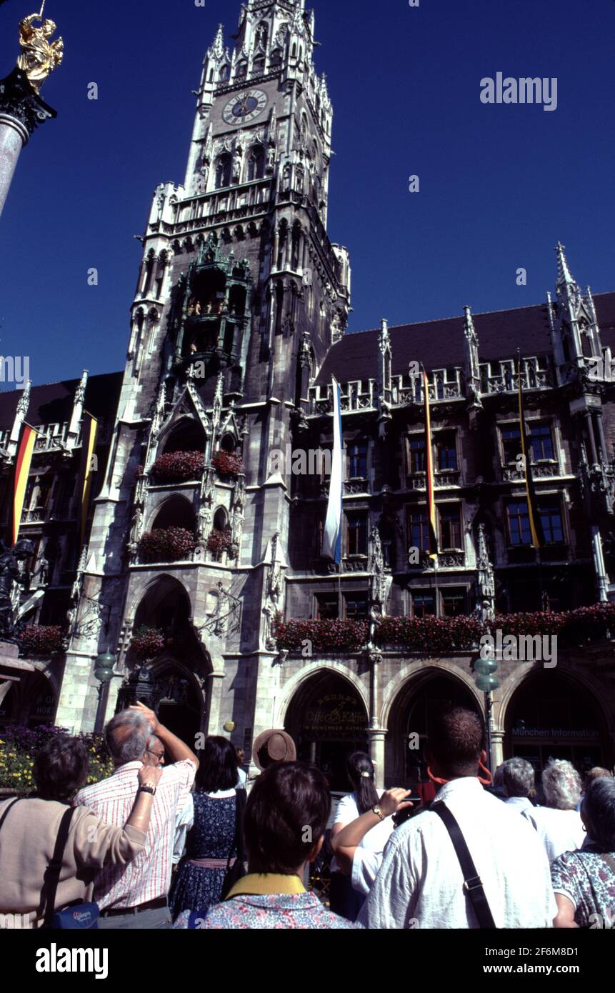 Rathhaus munich hi-res stock photography and images - Alamy