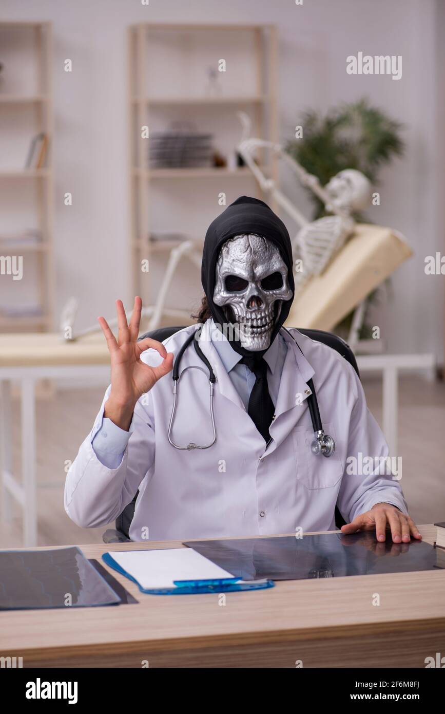 Evil doctor strange hi-res stock photography and images - Alamy