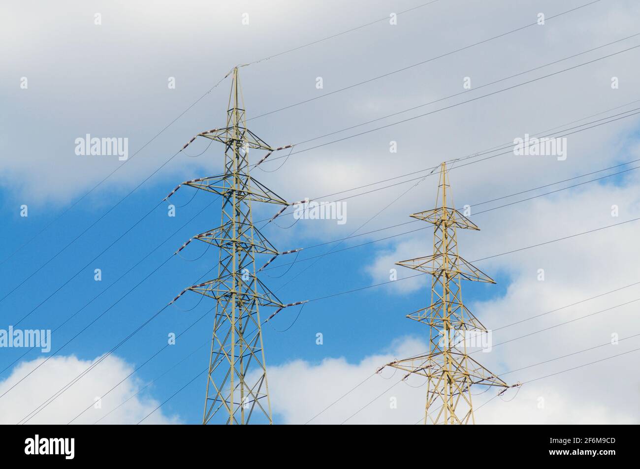 Electric transmission towers hi-res stock photography and images - Alamy