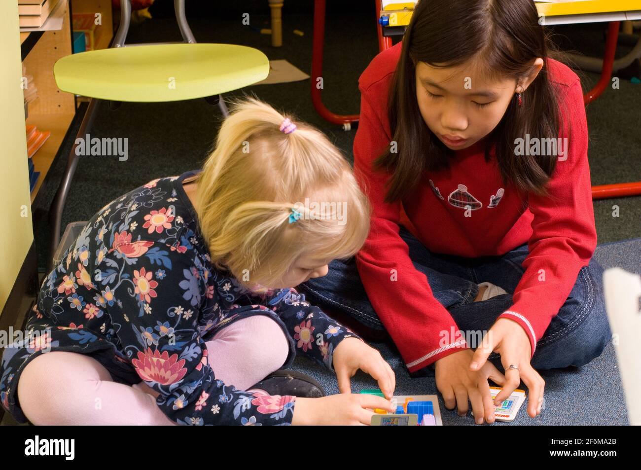 Kids ages 6 to 10 years old hi-res stock photography and images - Alamy