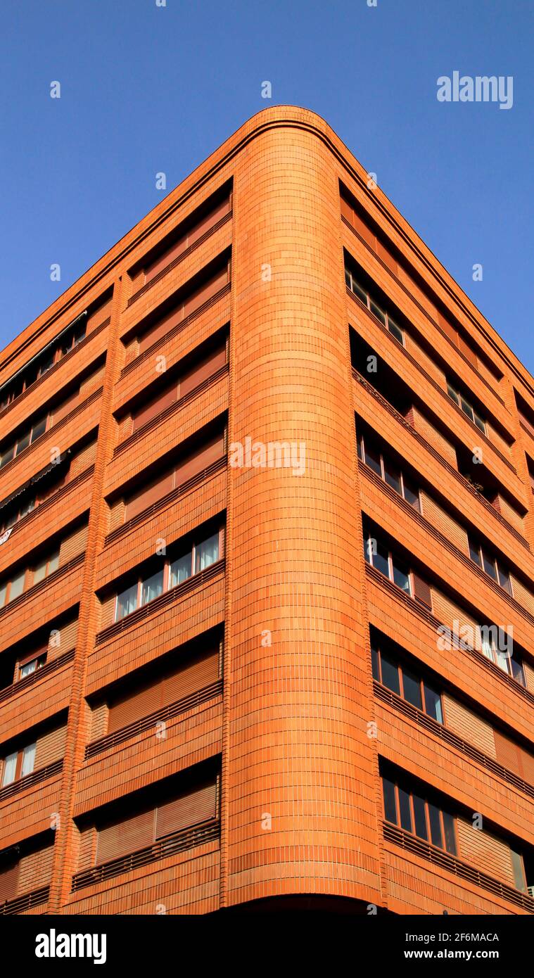 Block flats in alicante spain hi-res stock photography and images - Alamy