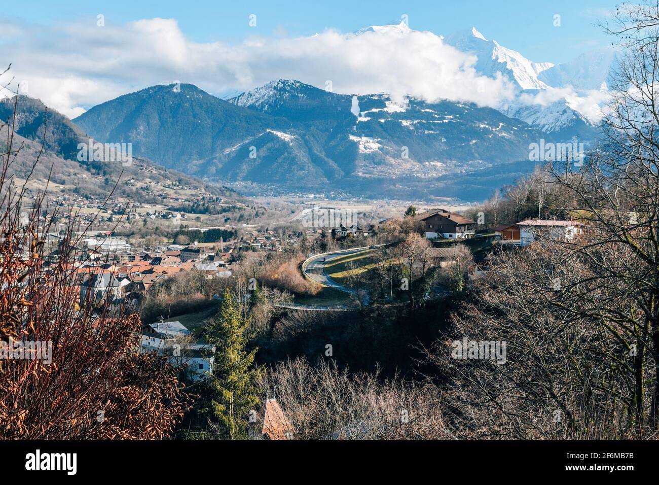 View mont blanc in autumn hi-res stock photography and images - Alamy