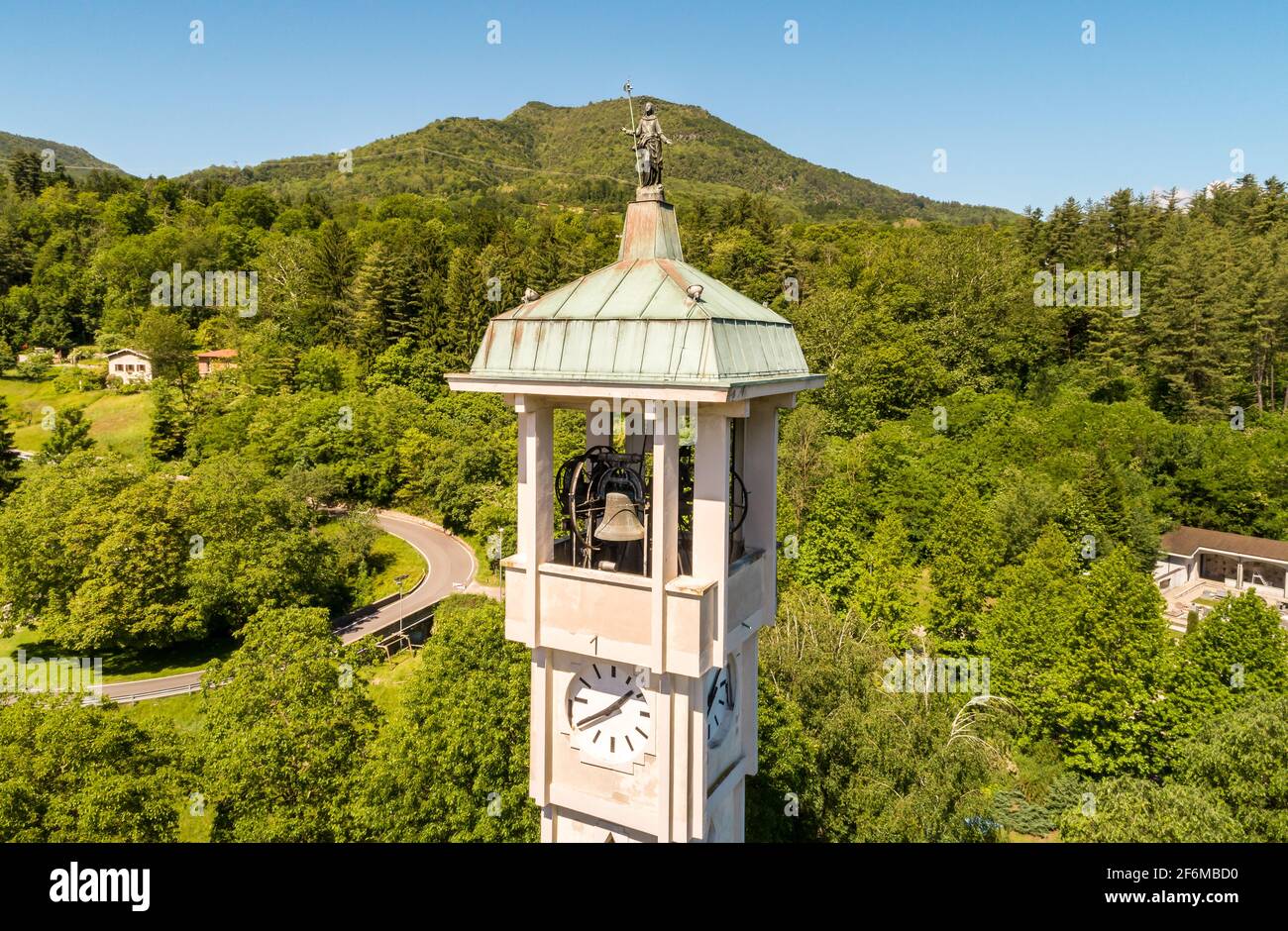 Point in view chapel hi-res stock photography and images - Alamy