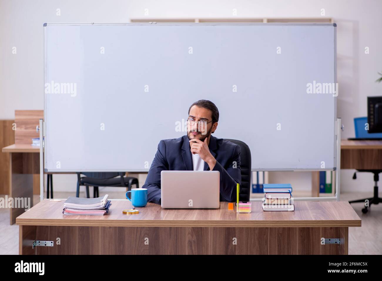 Tele mentoring hi-res stock photography and images - Alamy