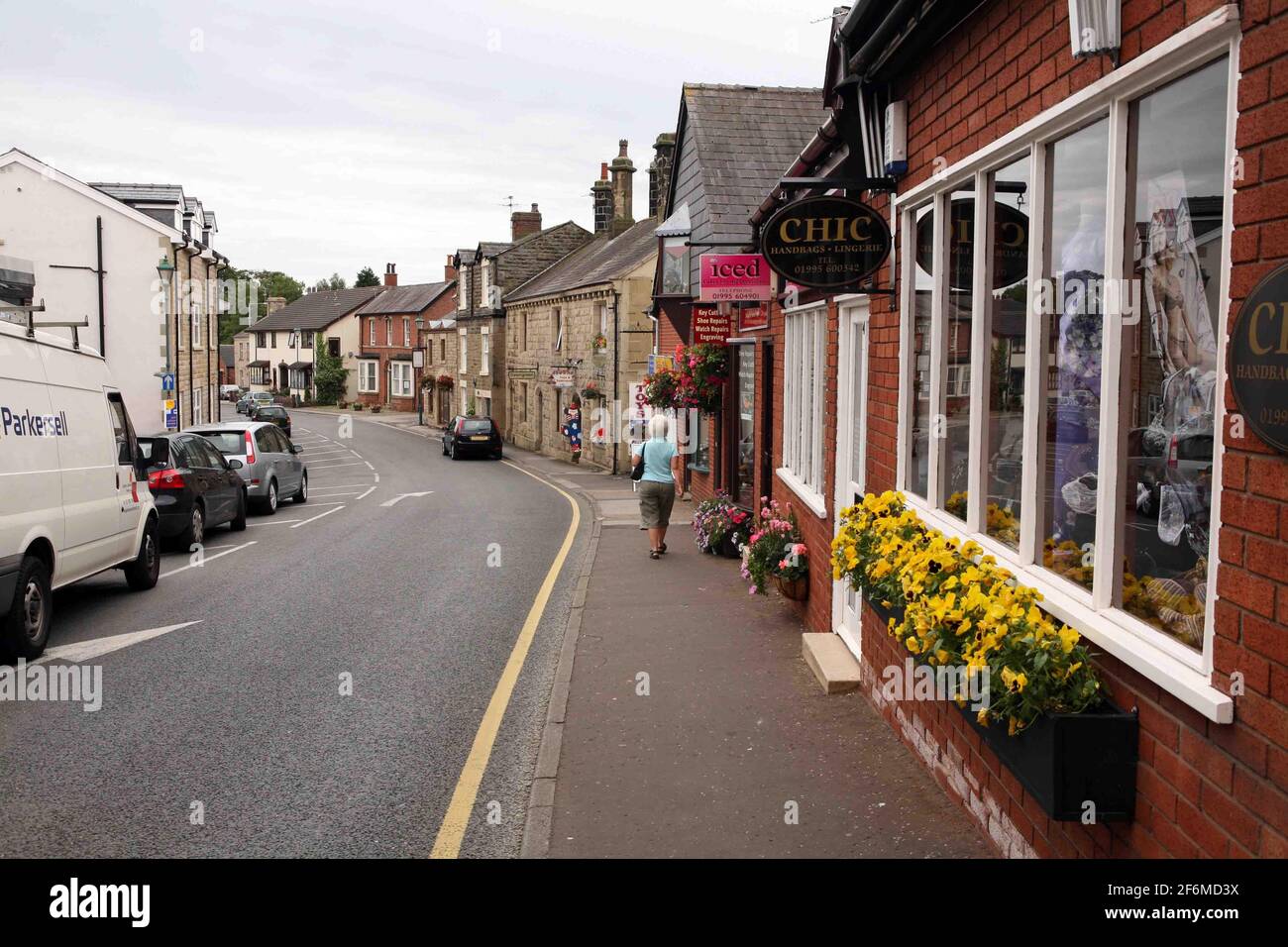 Britain in BLOOM......Garstang prepares for the judging pic David ...