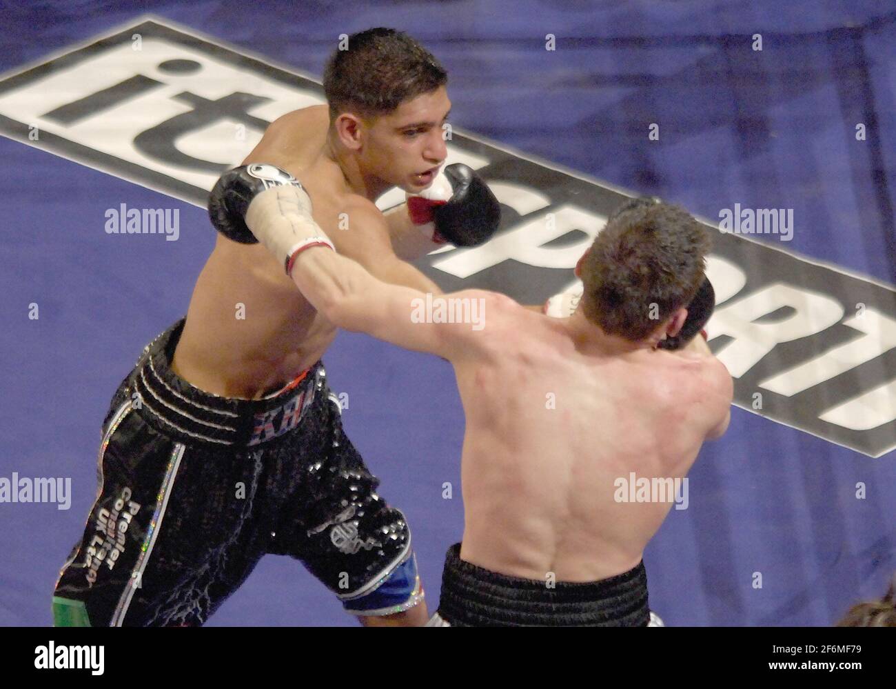 Boxing the o2 arena hi-res stock photography and images - Alamy