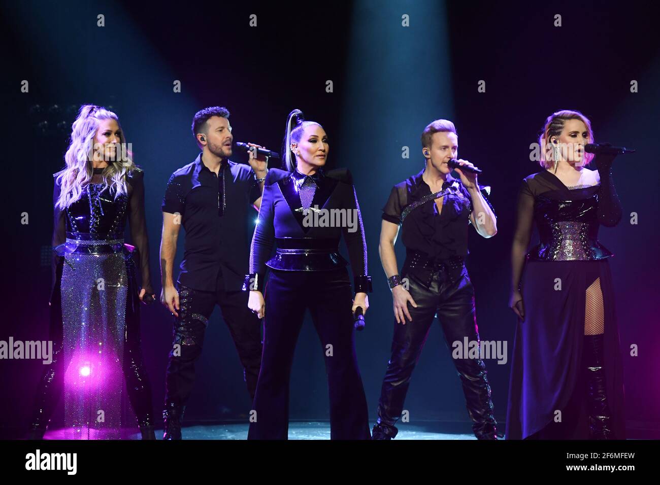 EDITORIAL USE ONLY Steps members (left to right) Faye Tozer, Lee ...