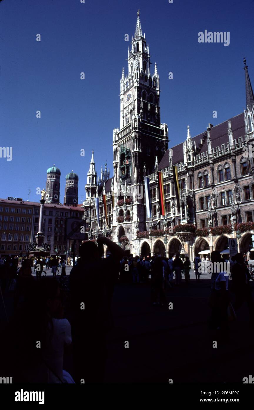 Rathhaus munich hi-res stock photography and images - Alamy
