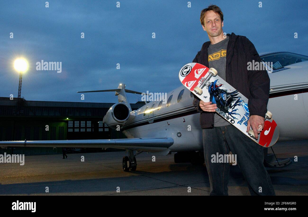 Tony hawk hi-res stock photography and images - Alamy