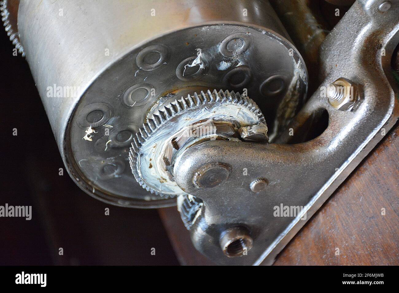 View of Motor...Victor Talking Machine Company. A Victor, Victrola VV ...