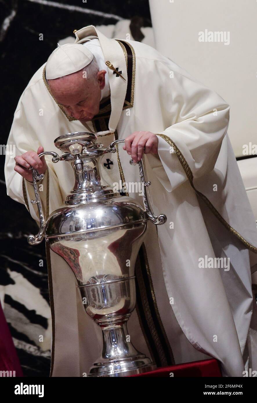 Vatican City. 1st Apr, 2021. POPE FRANCIS celebrates Holy Chrism Mass ...