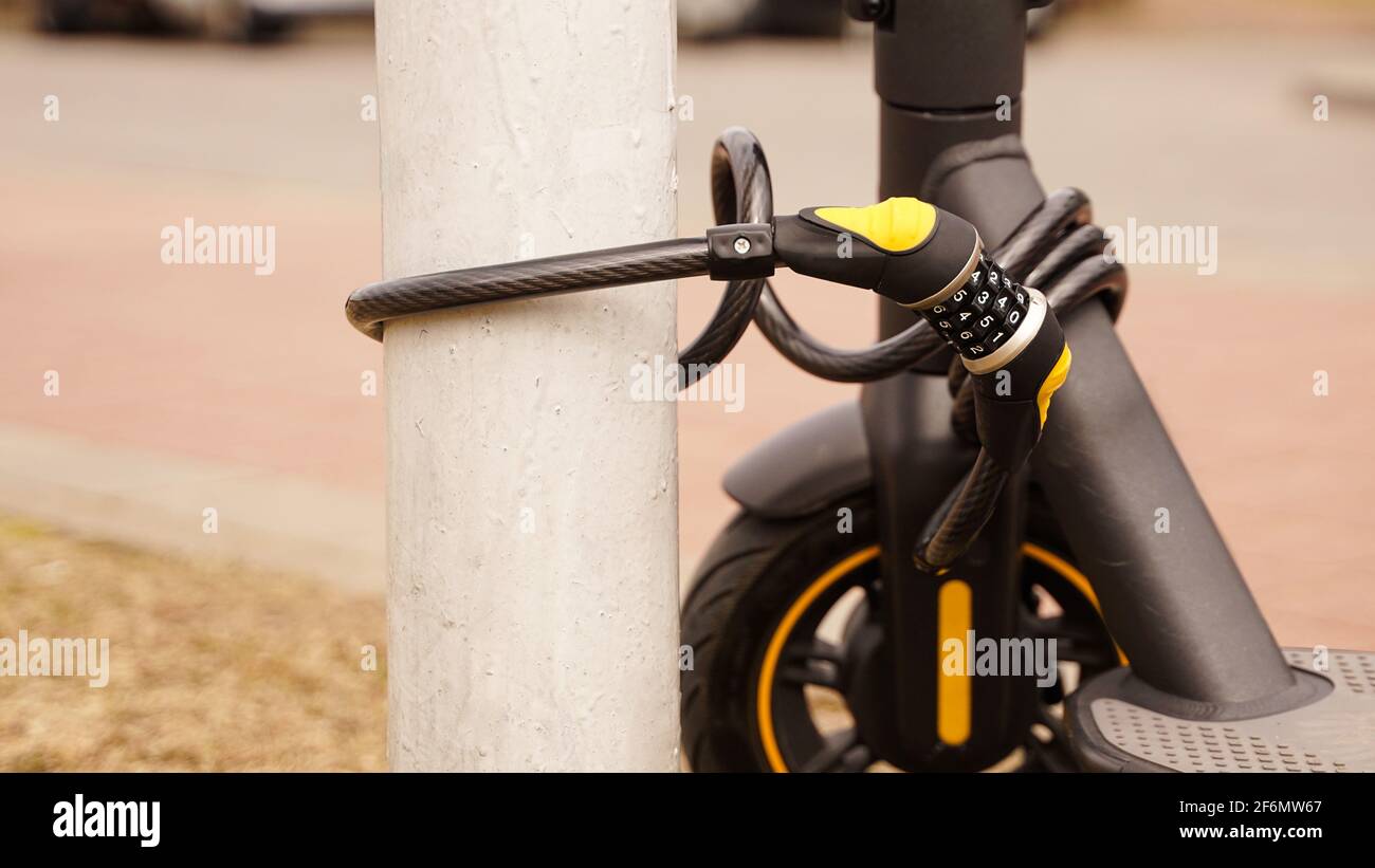 Anti electric scooter hi-res stock photography and images - Alamy