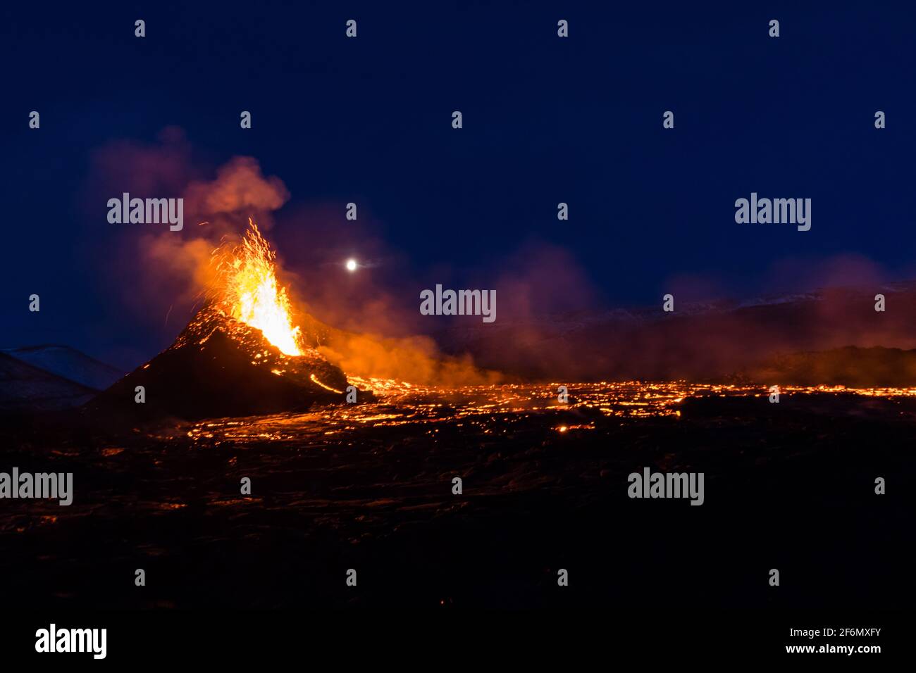 The eruption site of Geldingadalir volcano in Fagradalsfjall mountain ...