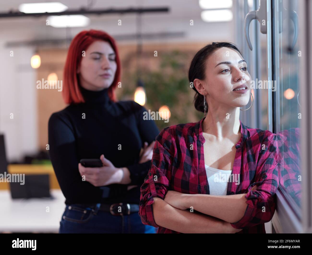 Moder office space hi-res stock photography and images - Alamy