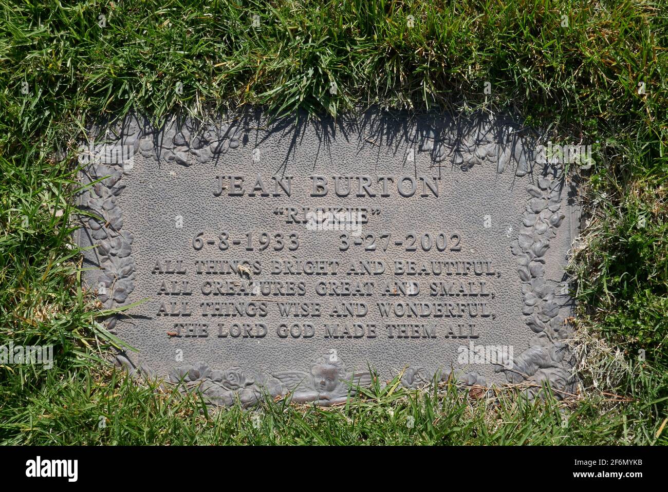 Tim burtons mother hi-res stock photography and images - Alamy