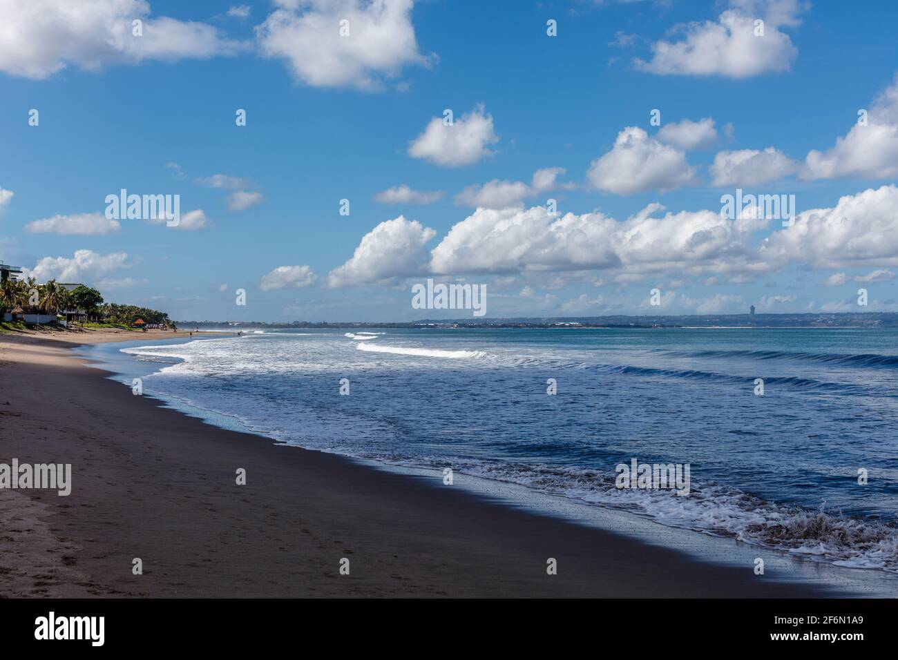 Batu Belig beach (Pantai Batu Belig), Badung, Bali, Indonesia. Grey ...