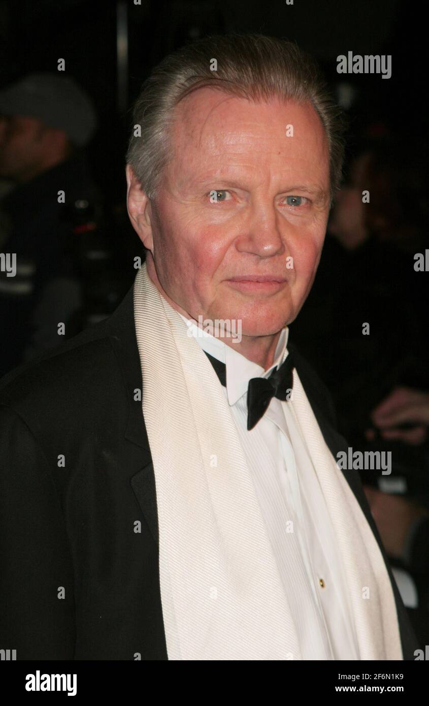 Jon Voight attends the Vanity Fair Oscar Party at Mortons in West ...