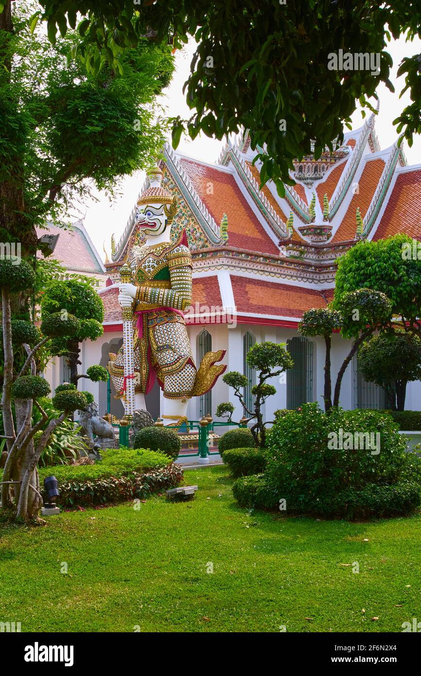 Famous yaksha demon guardian statues hi-res stock photography and ...