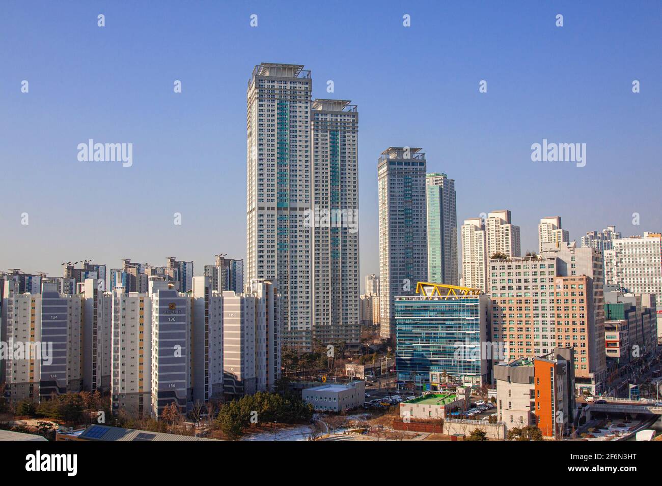 high-rise apartments and buildings in the city Stock Photo - Alamy
