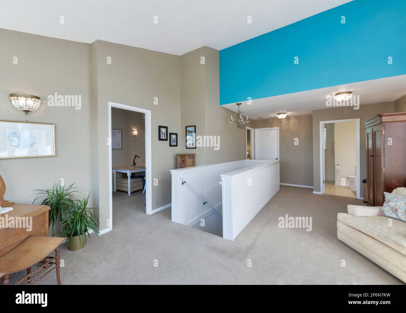 Contemporary interior design hi-res stock photography and images - Alamy