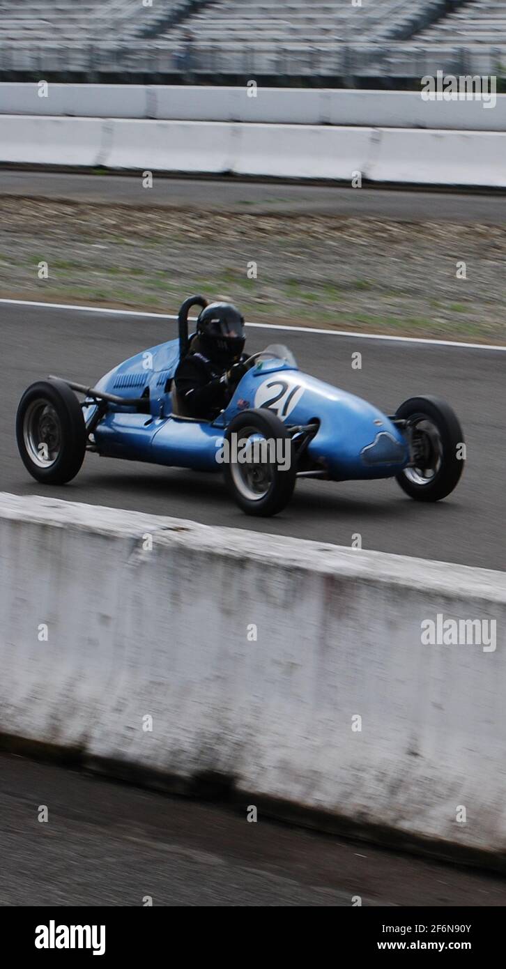 Formula v racer hi-res stock photography and images - Alamy