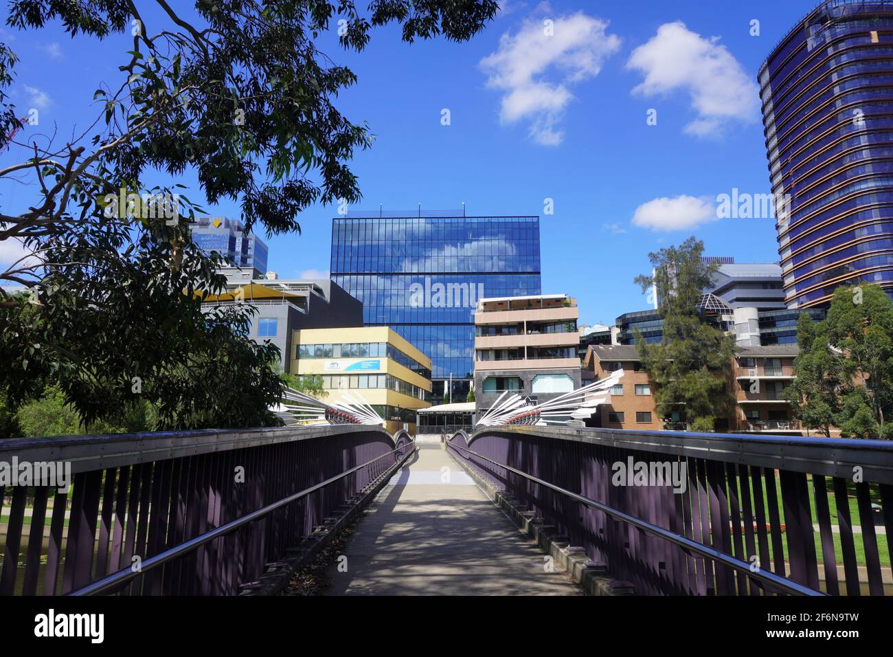 Elizabeth street footbridge hi-res stock photography and images - Alamy