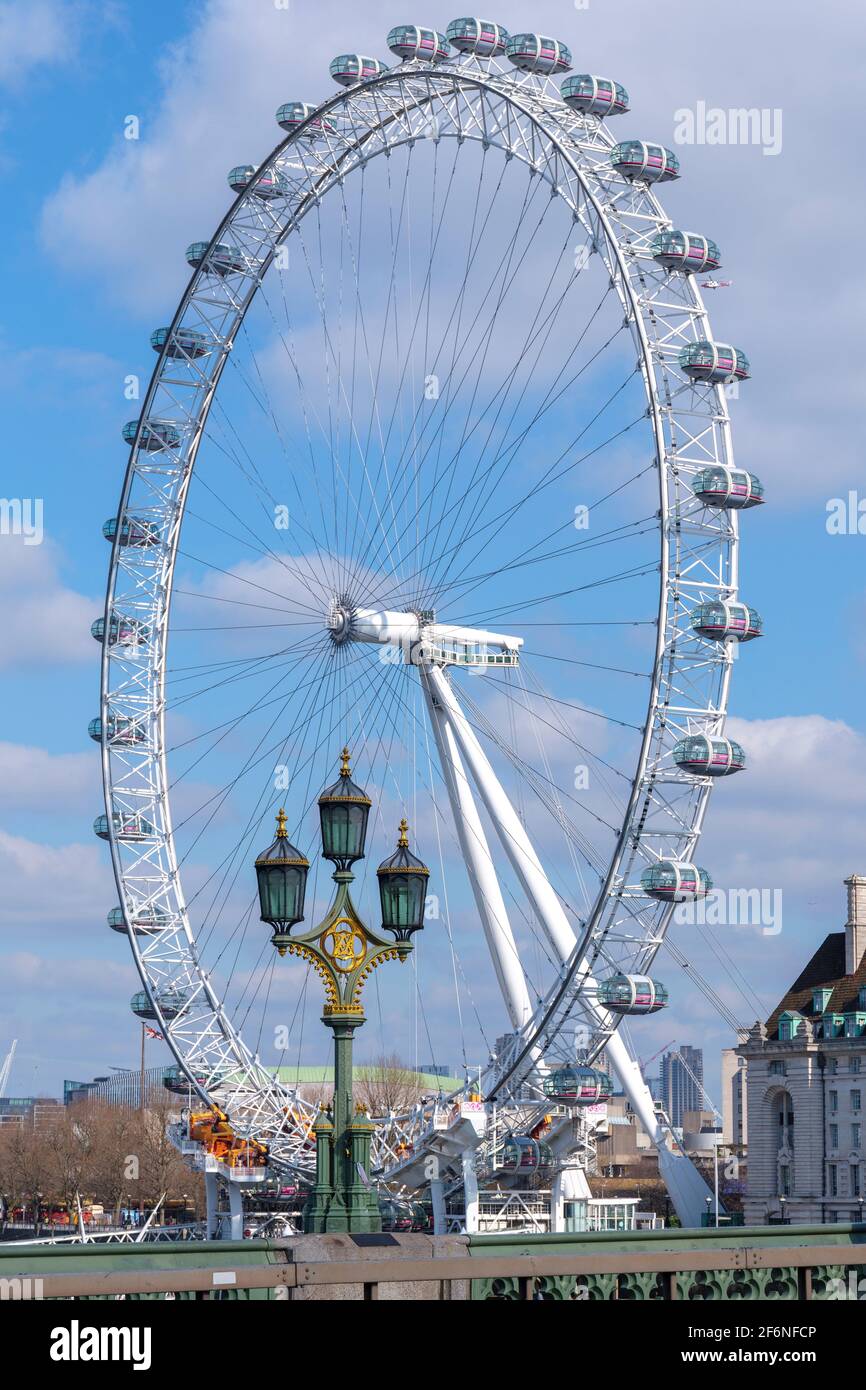 The lastminute.com London Eye, an observation wheel on the South Bank ...