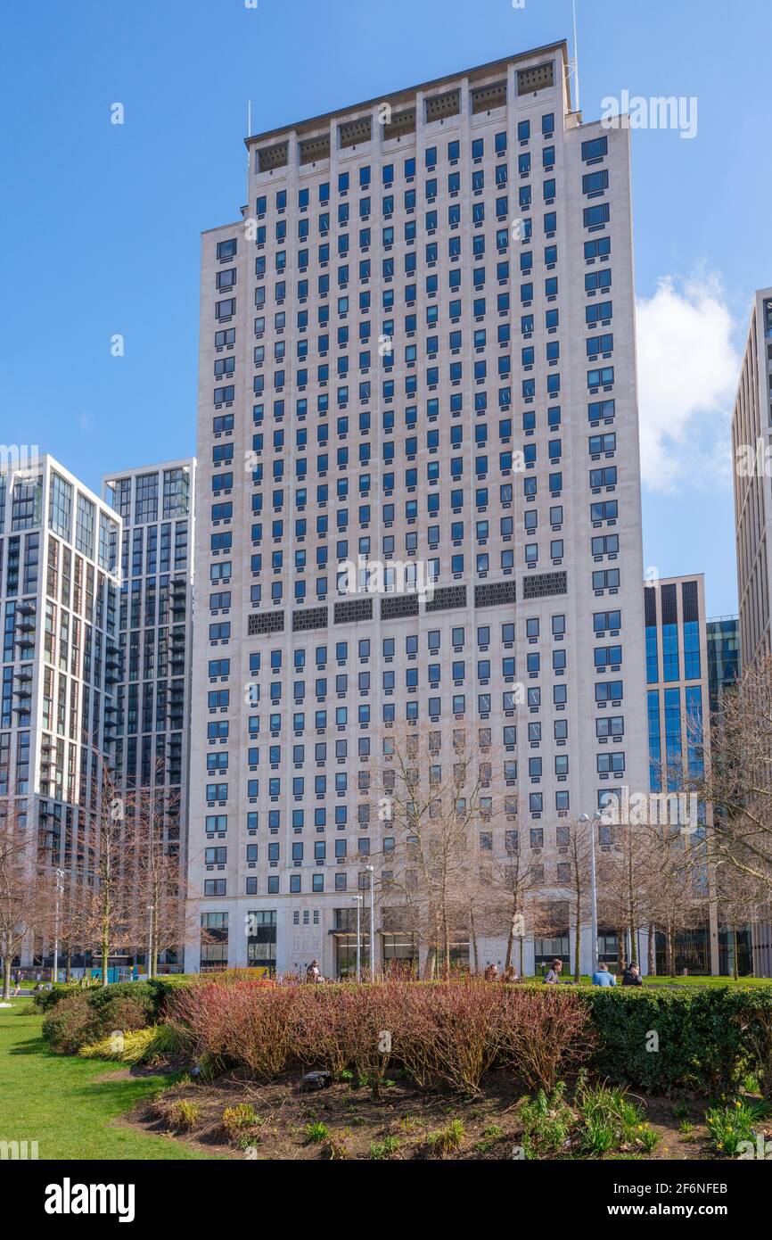 The uk headquarters of shell hi-res stock photography and images - Alamy