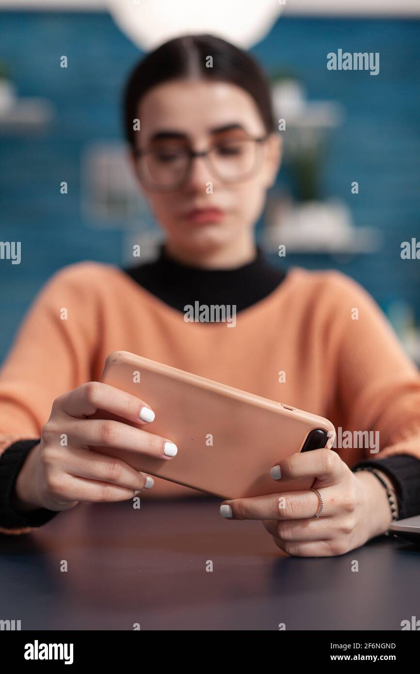 Horizontal mode hi-res stock photography and images - Alamy