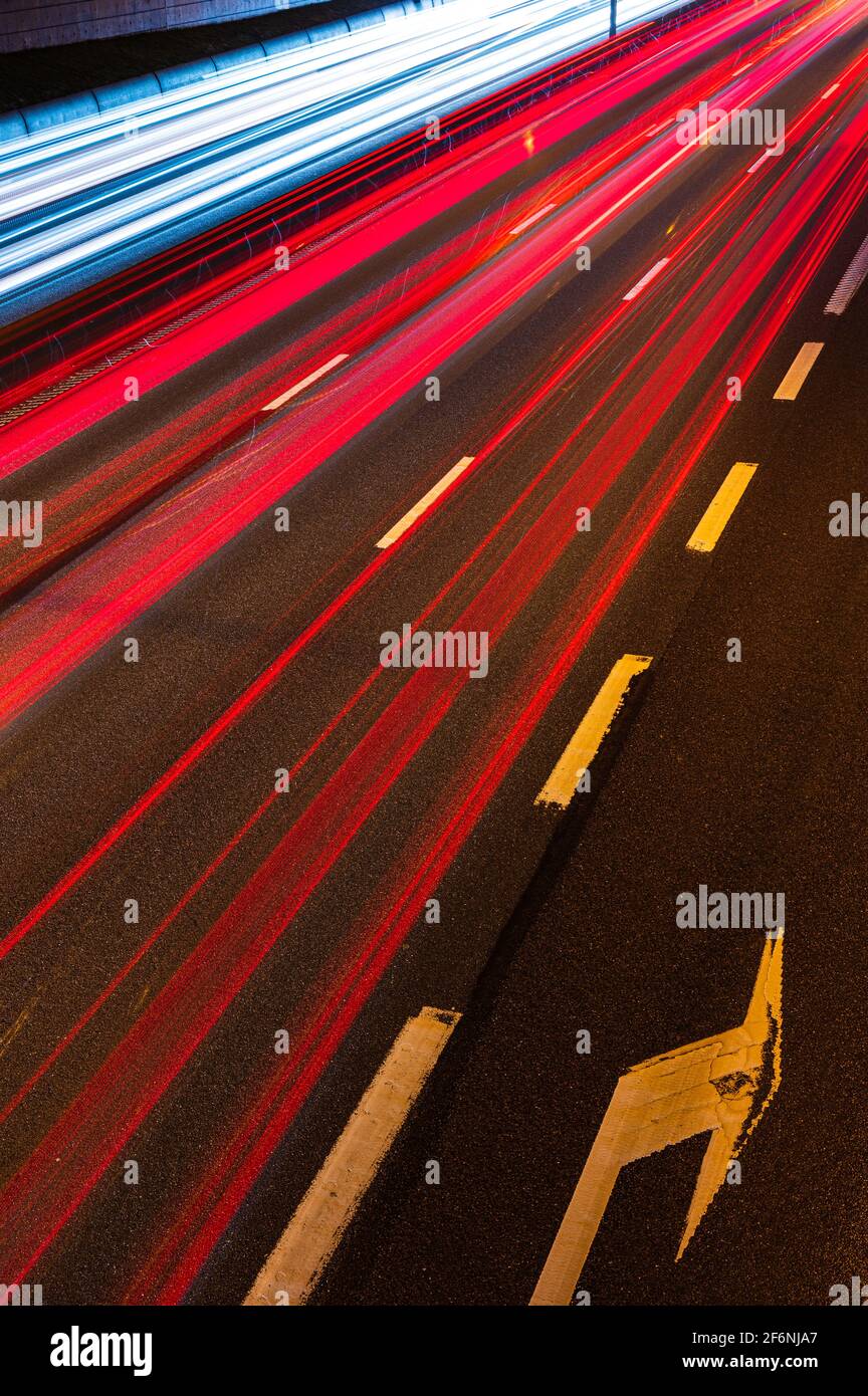 Highway painting lines hi-res stock photography and images - Alamy