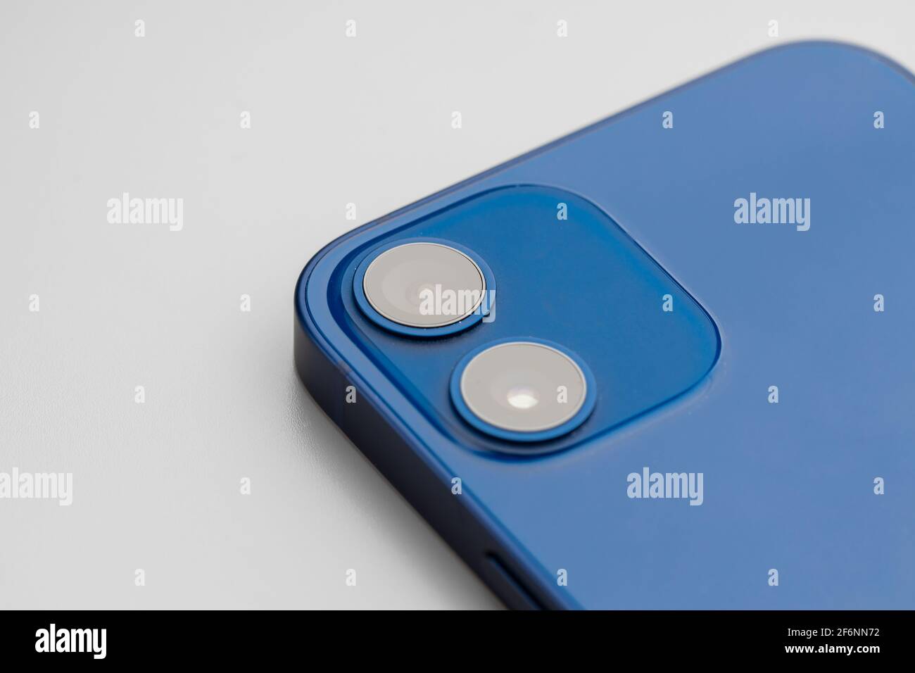 Double Lens Camera High Resolution Stock Photography and Images - Alamy