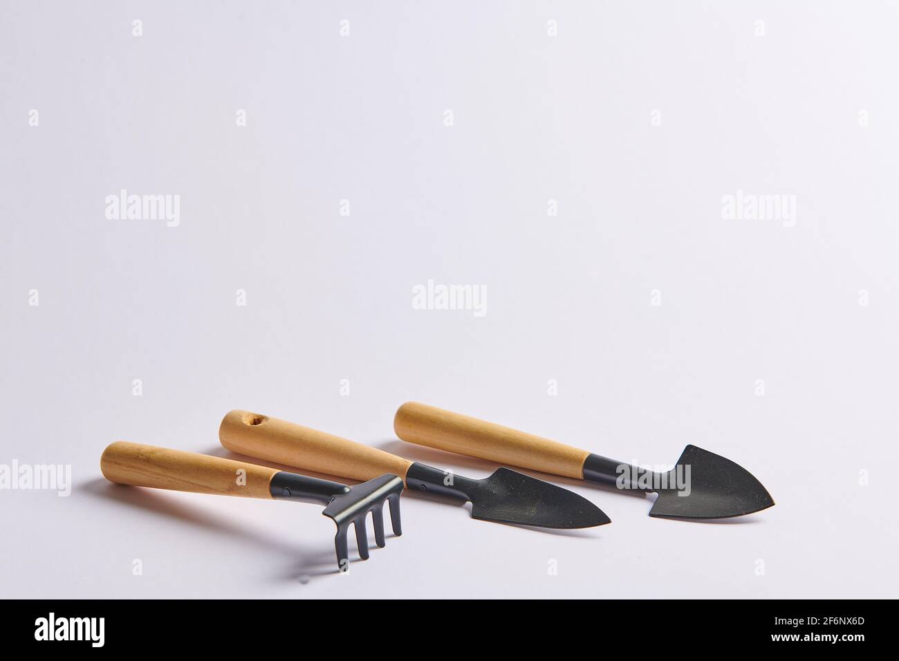 Lawn rakes hi-res stock photography and images - Alamy