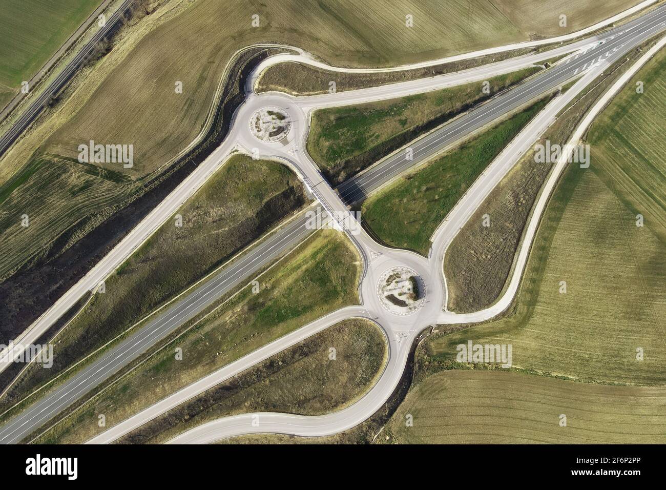 Traffic intersection aerial hi-res stock photography and images - Alamy