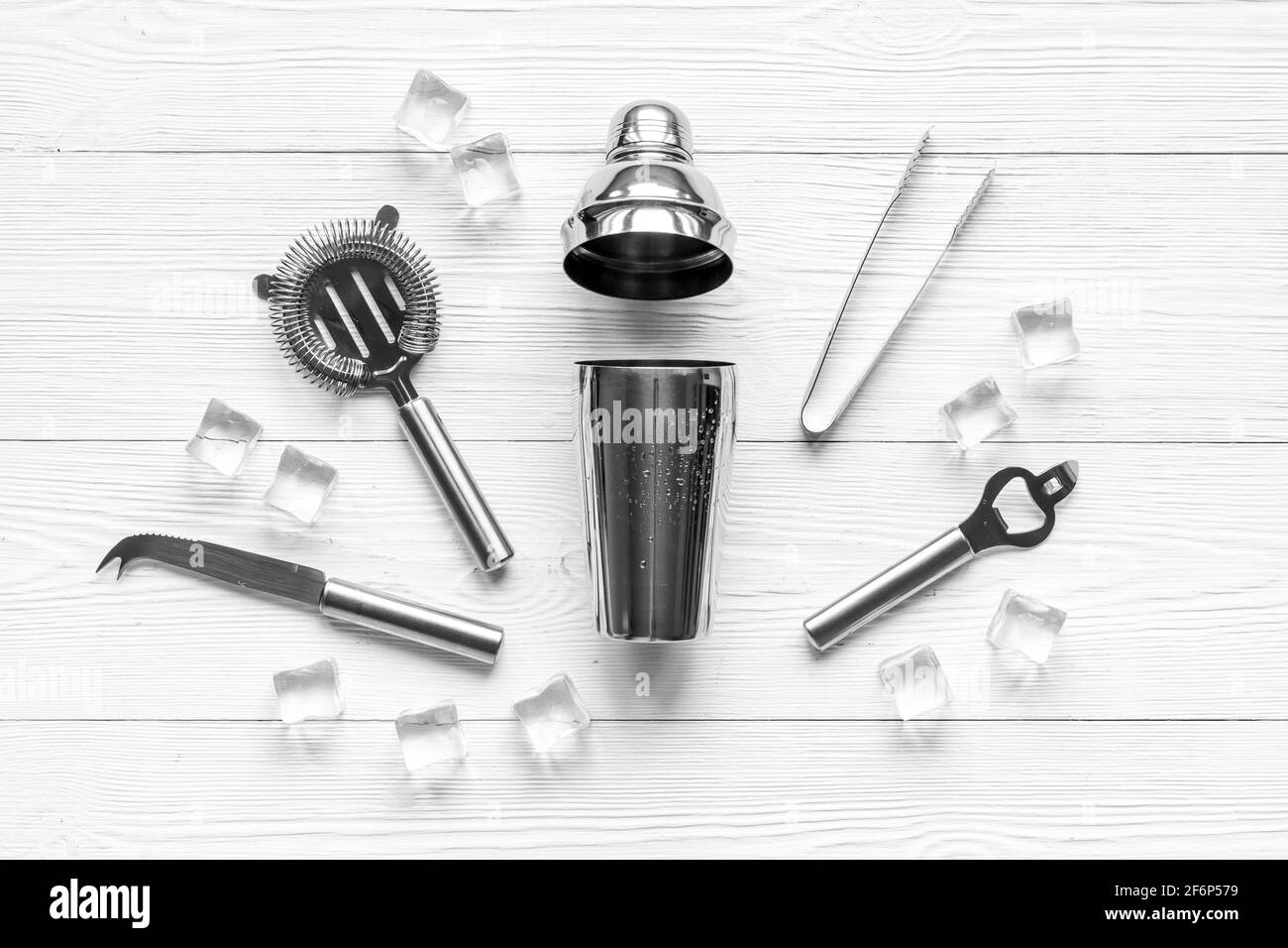 Kitchen utensils top view Black and White Stock Photos & Images - Alamy