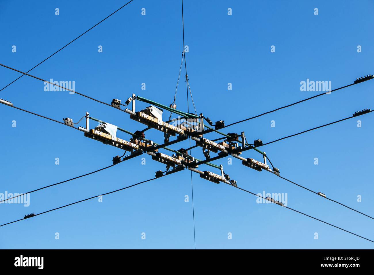 Overhead electric line equipment hi-res stock photography and images ...