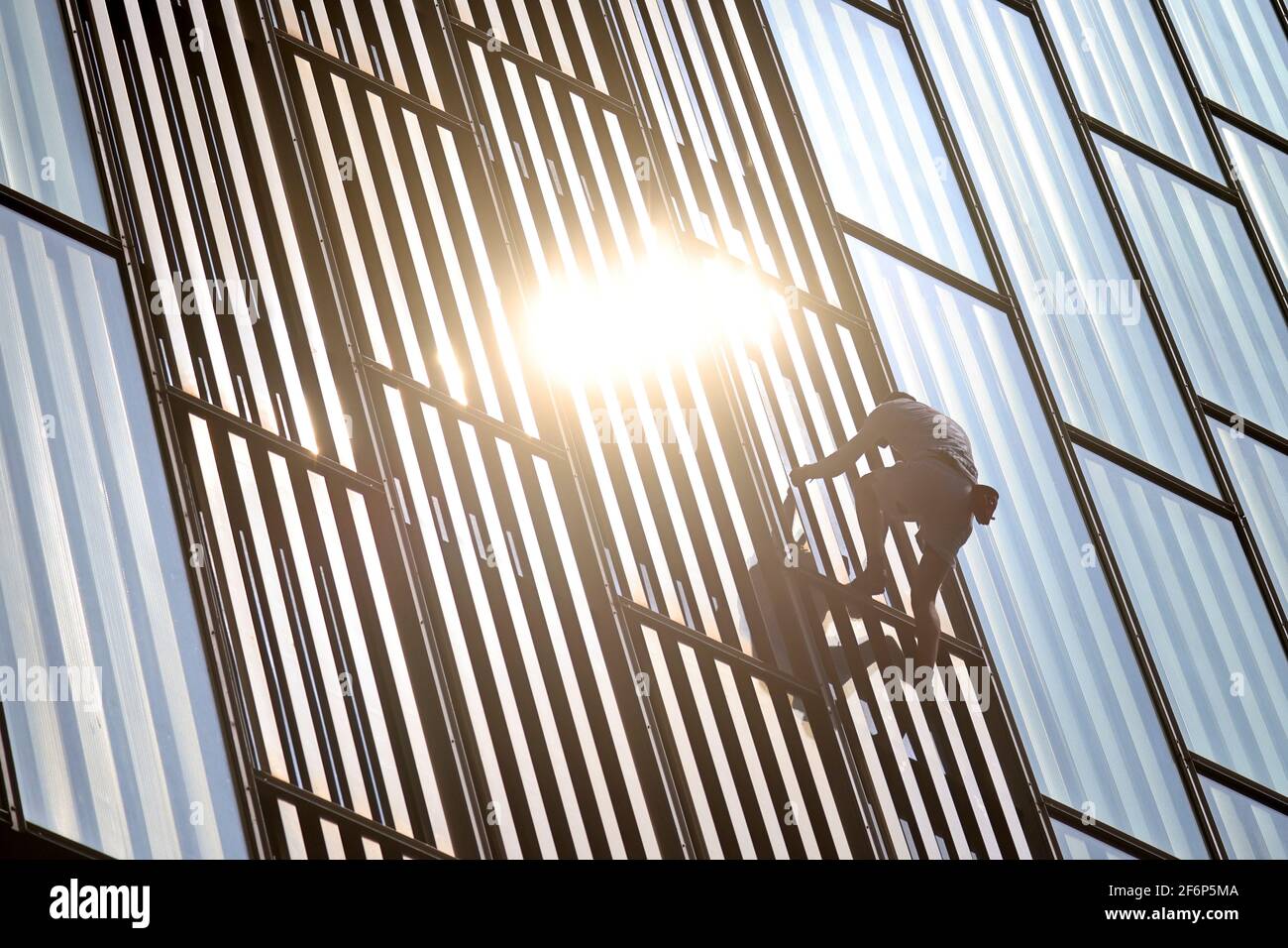 George king shard hi-res stock photography and images - Alamy