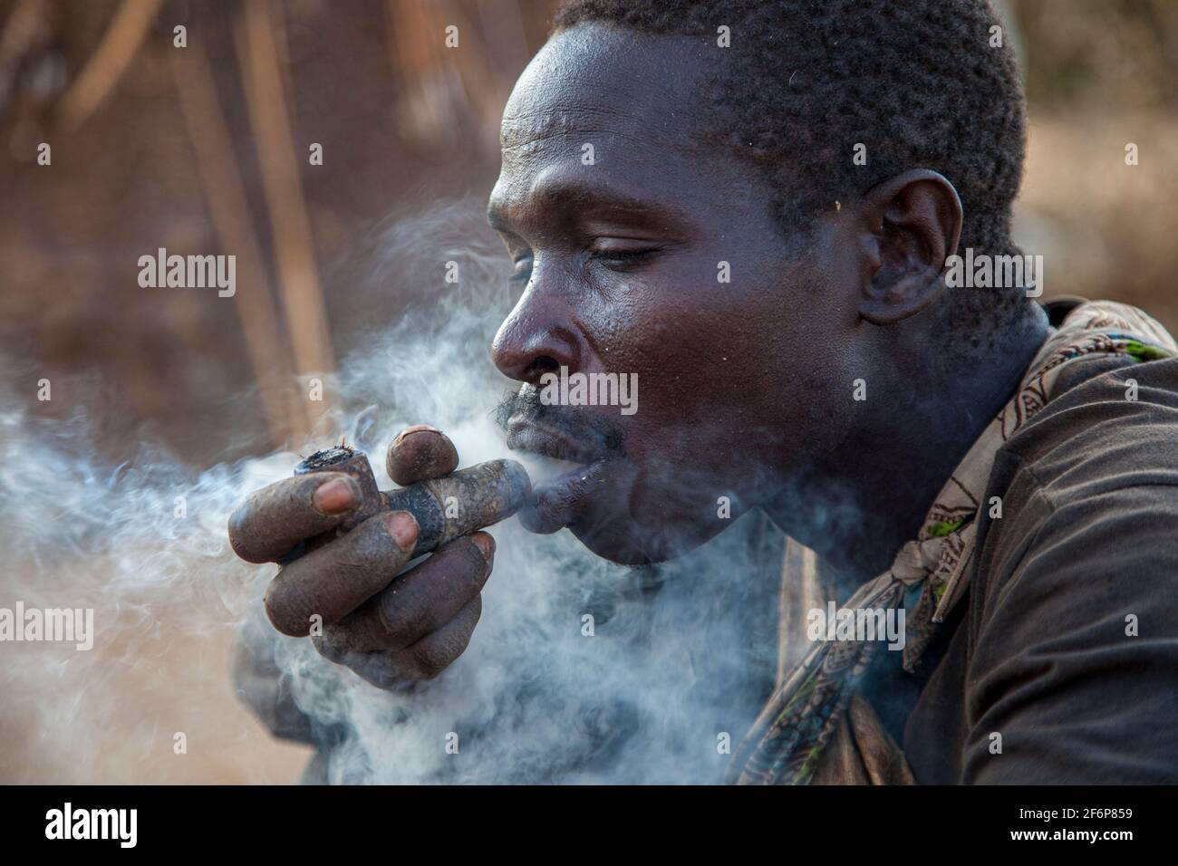 Khoisan african hi-res stock photography and images - Alamy