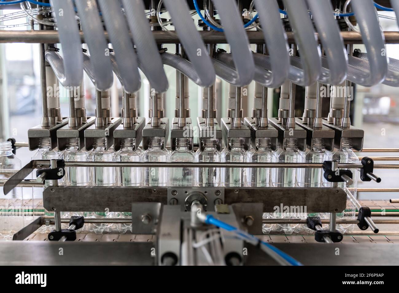 Beverage industry line bottles hi-res stock photography and images - Alamy